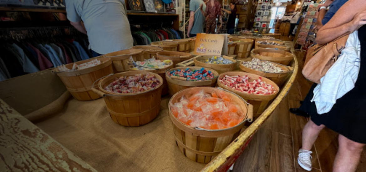 Huck's General Store